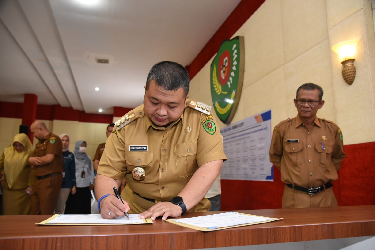 Bupati: Tapsel Salahsatu Binaan Gerakan Menuju Smart City di Indonesia ...